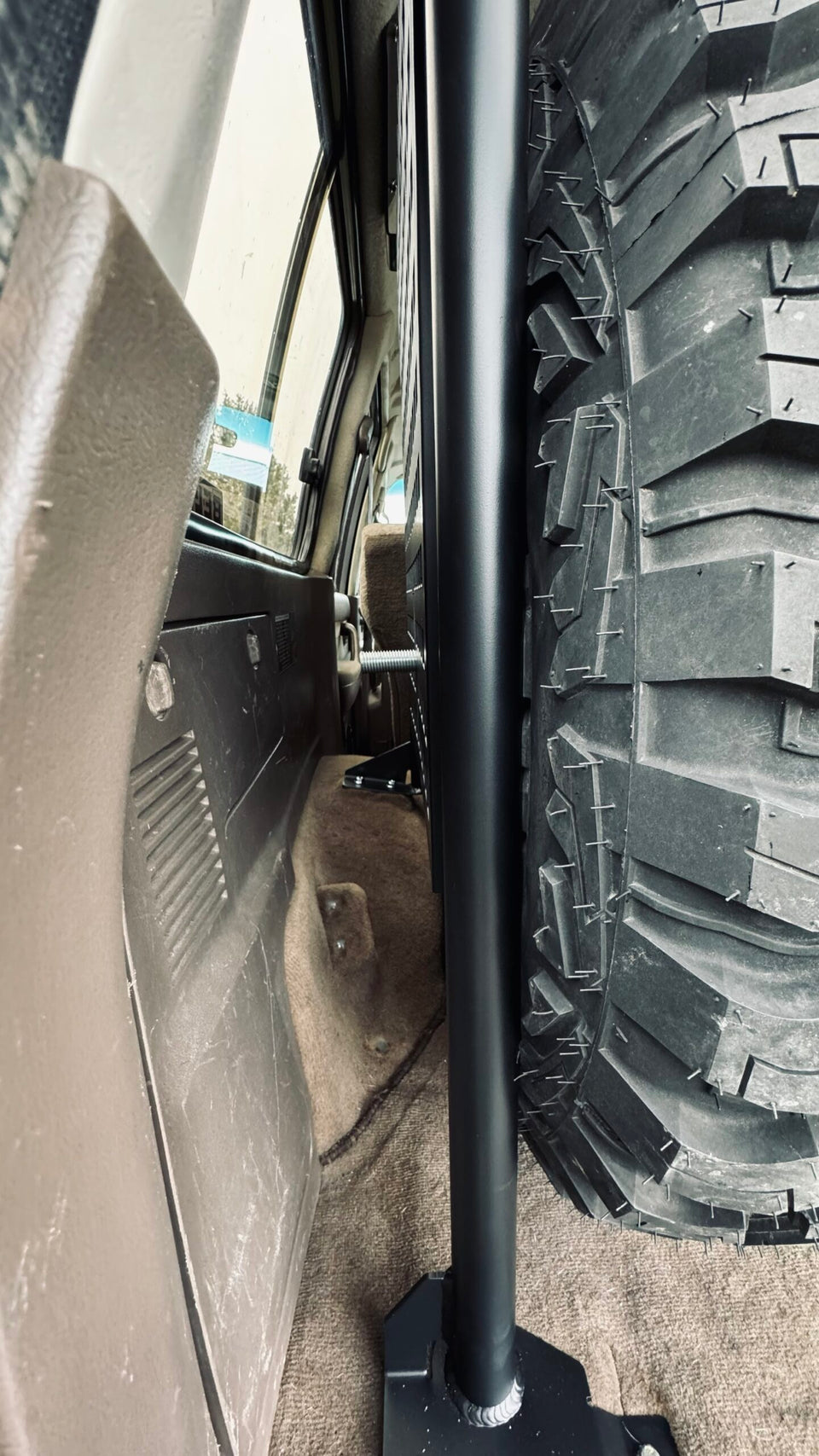 Land Cruiser 80 Series Interior Tire Carrier V2 | Bell Fab